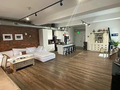 Mix Candle Lab - 4409 Butler St Pittsburgh PA | Zillow