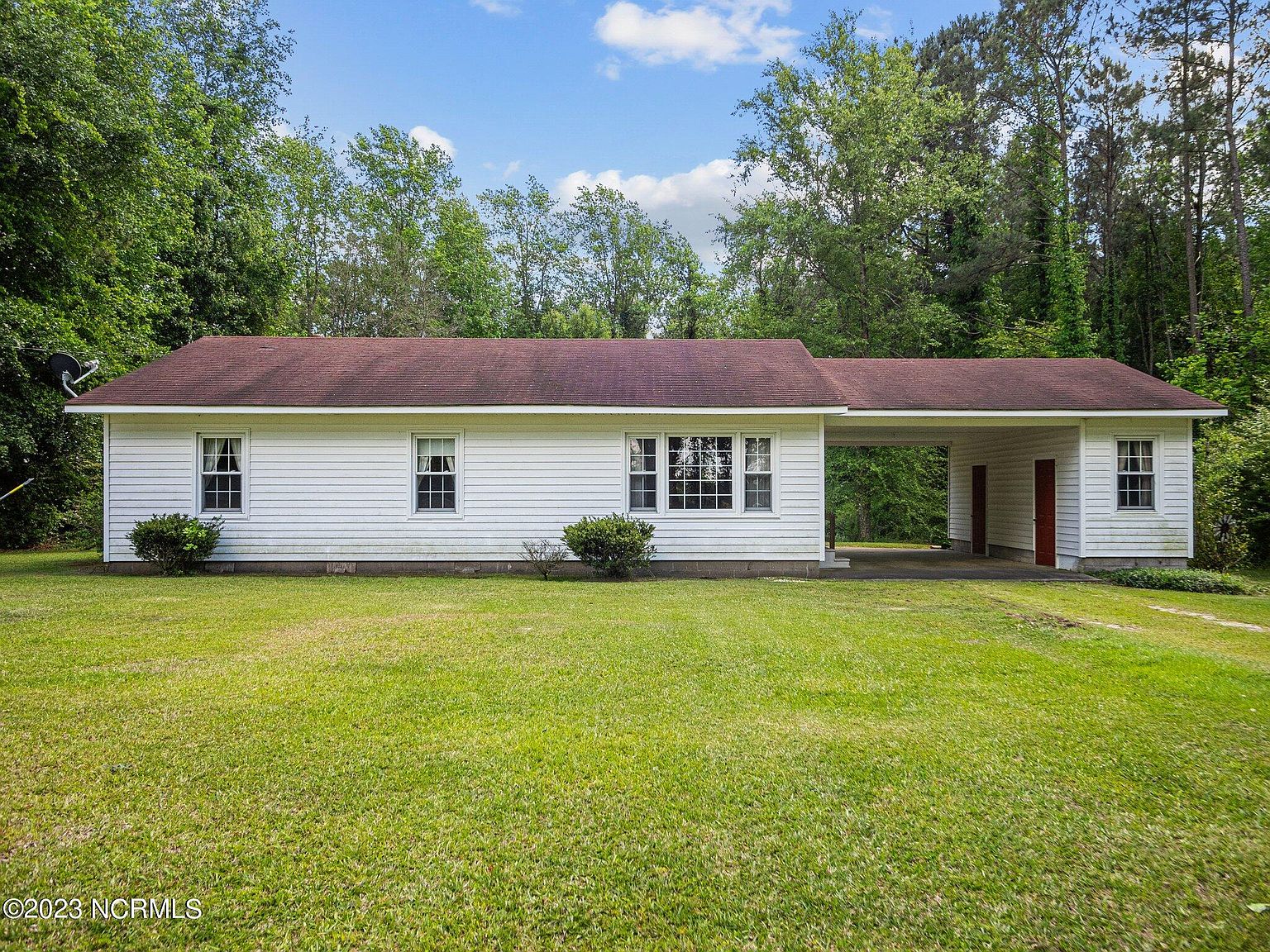 1364 N Nc 41 Highway, Pink Hill, NC 28572 | Zillow