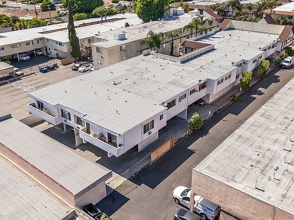 18540 & 18551 Prairie St, Northridge, CA 91324 | MLS #25-485207 | Zillow