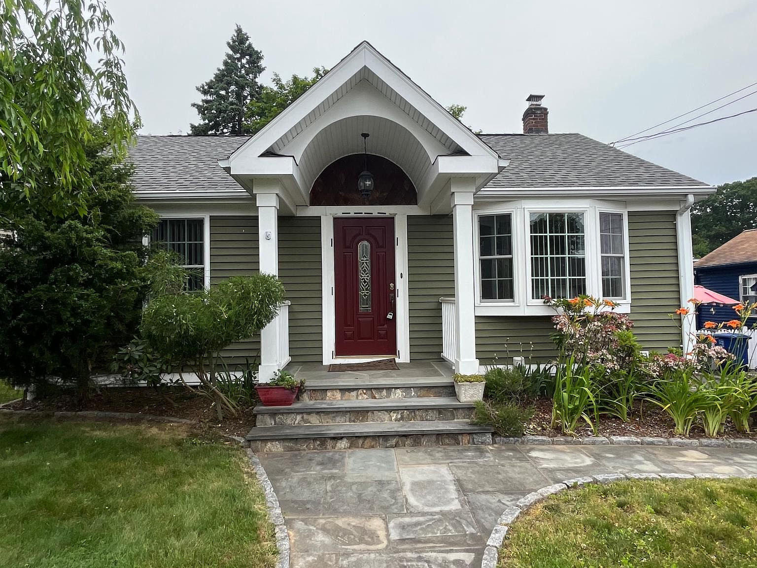 700 Queen St, Bridgeport, CT 06606 | Zillow