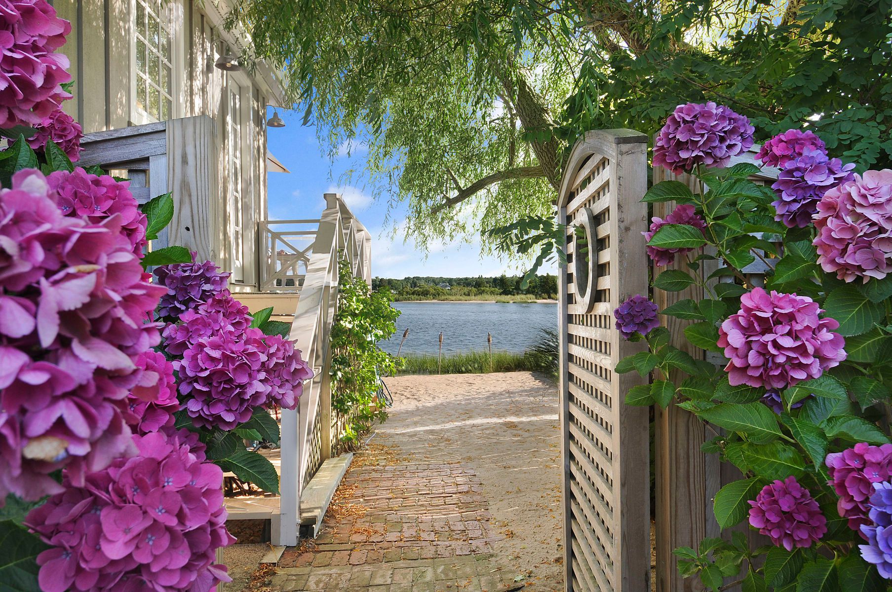 264 Towd Point Rd, Southampton, NY 11968 | Out East