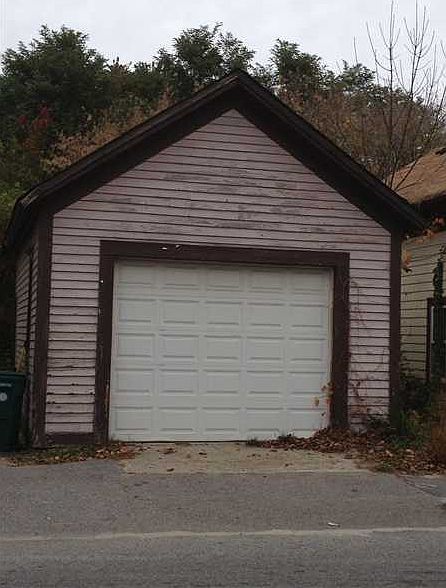 845 River St, Woonsocket, RI 02895 | Zillow