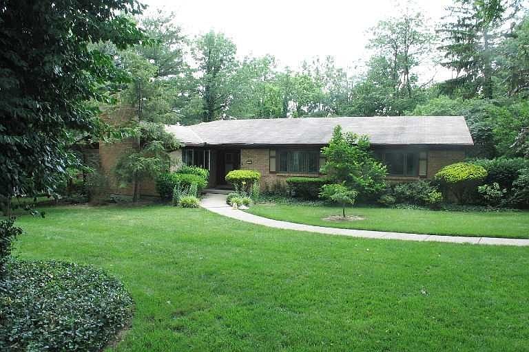 373 Compton Rd, Cincinnati, OH 45215 | Zillow