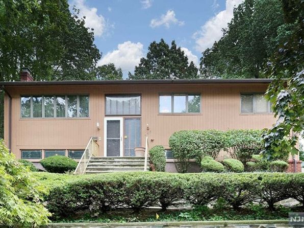 Leonia NJ Real Estate - Leonia NJ Homes For Sale | Zillow