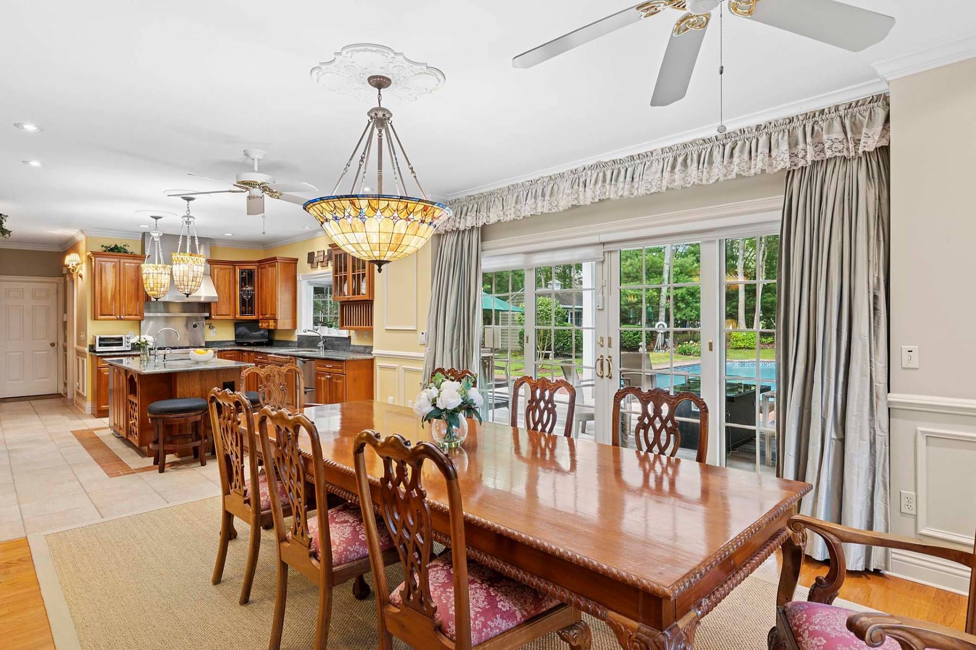 70 Talmage Farm Ln, East Hampton, NY 11937 | Out East