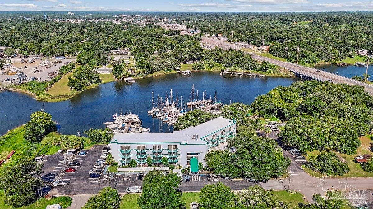 201 S Stillman St APT 103, Pensacola, FL 32505 | MLS #668564 | Zillow