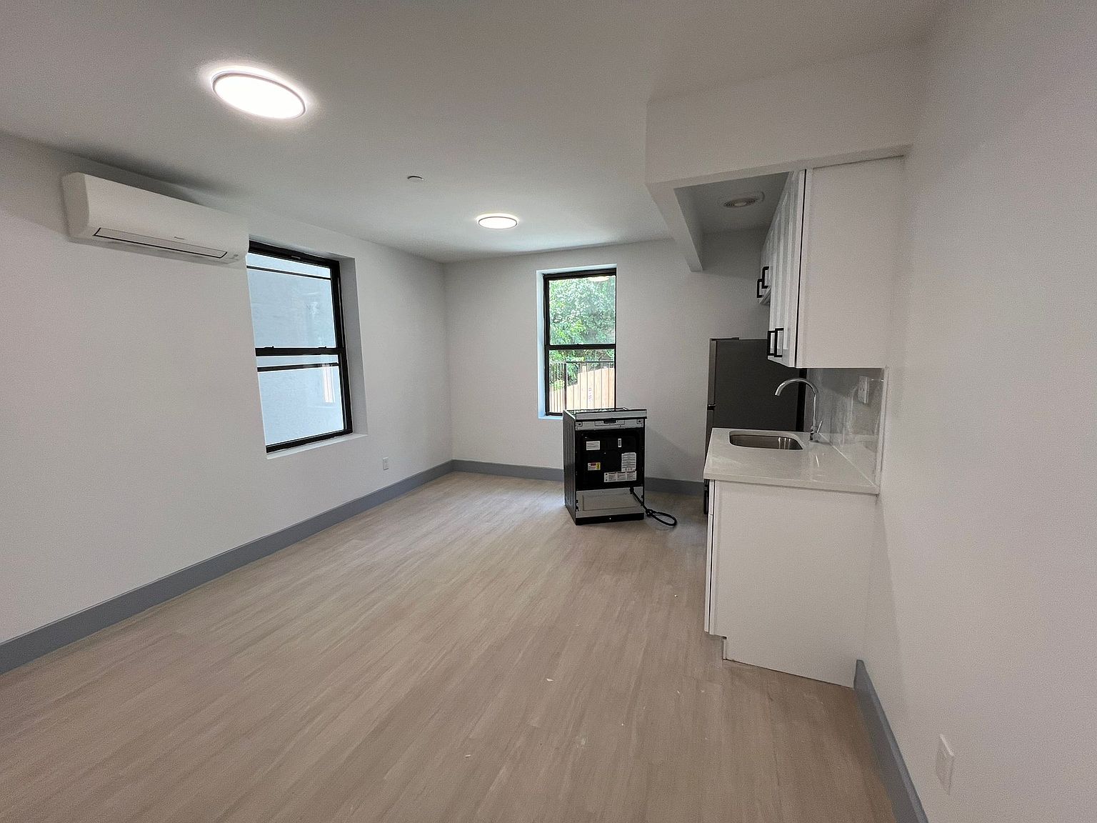 360 E 194th St #2C, Bronx, NY 10458 | Zillow