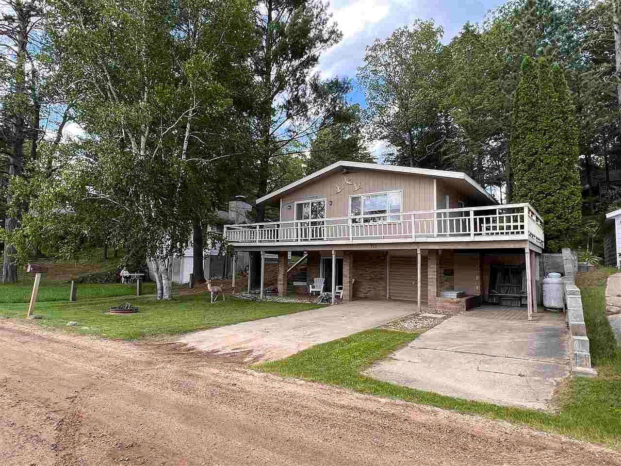 711 E Long Lake Dr, Harrison, MI 48625 | Zillow