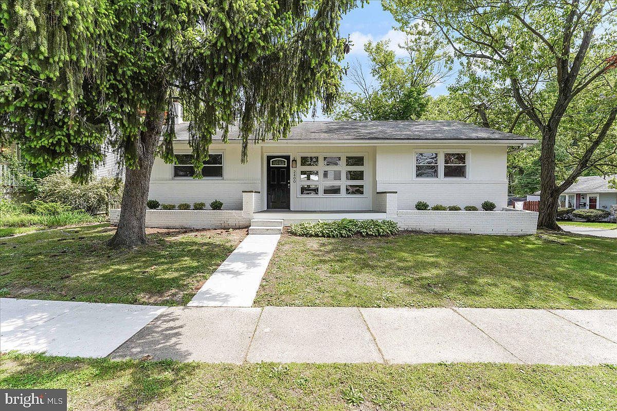 2400 Academy Ave, Holmes, PA 19043 | Zillow