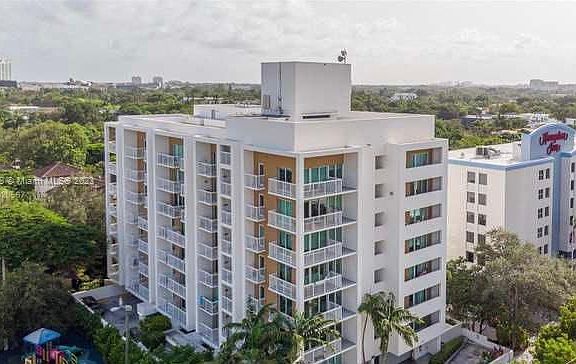 2740 SW 28th Ter APT 403, Miami, FL 33133 | Zillow
