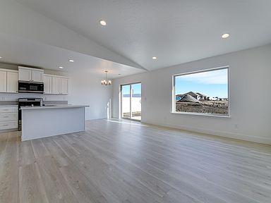 907 N Euclid Rd, Grandview, WA 98930 | Zillow