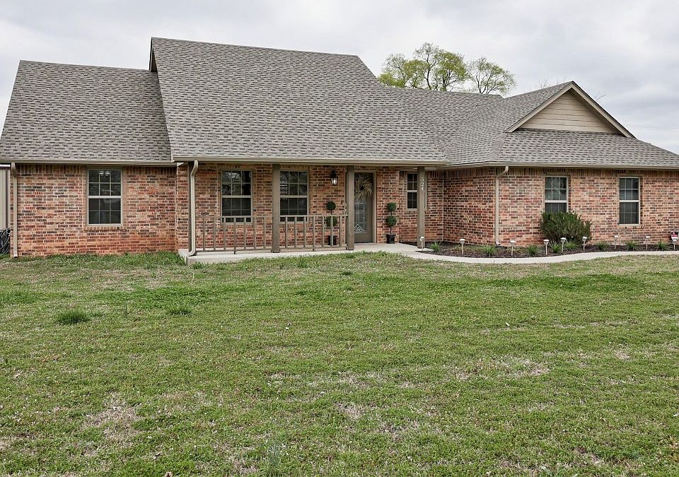 524 S Main St, Paden, OK 74860 | Zillow