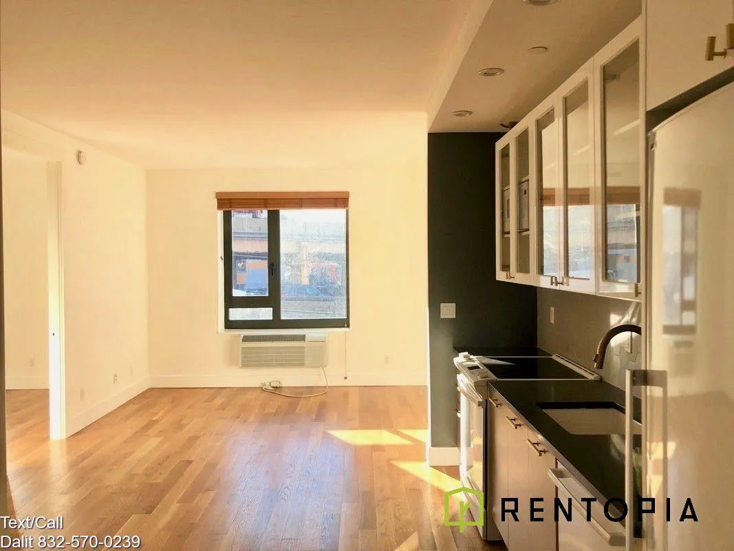 9 Jackson Street #2G in Williamsburg, Brooklyn | StreetEasy