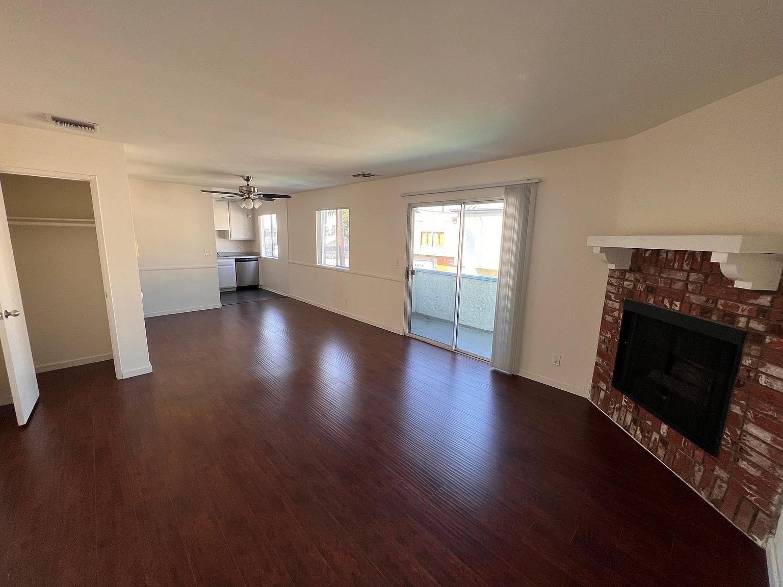 3335 Keystone Ave APT 5, Los Angeles, CA 90034 | Zillow