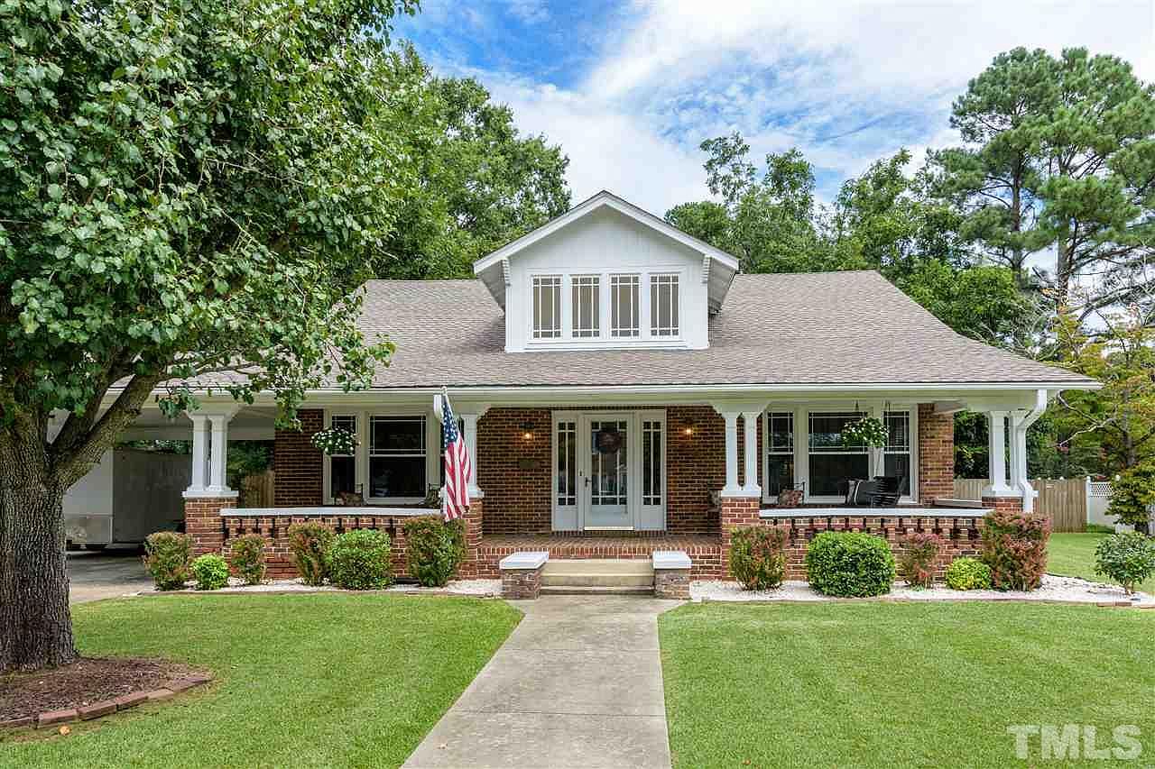 310 W Church St, Benson, NC 27504 | Zillow
