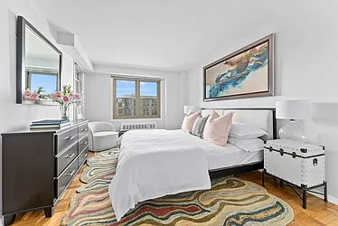 900 West 190th Street #5M in Hudson Heights, Manhattan | StreetEasy
