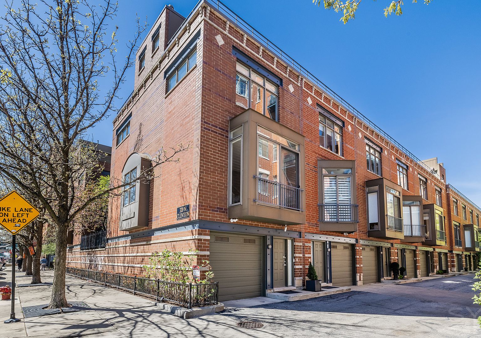 320 N Clinton St APT M, Chicago, IL 60661 | Zillow