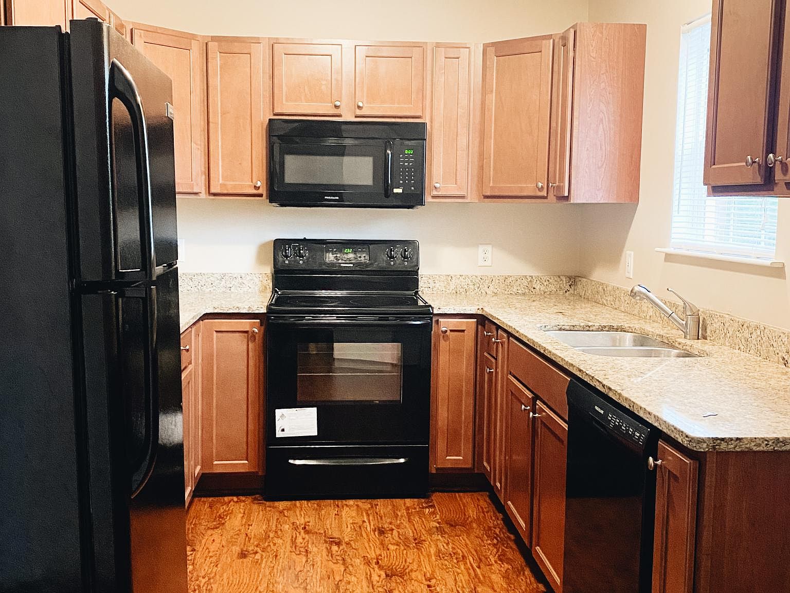 360 Miller Pointe Dr, Inman, SC 29349 | Zillow