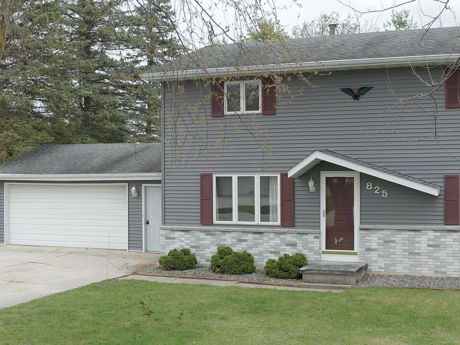 825 Landis St, Collins, WI 54207 | Zillow