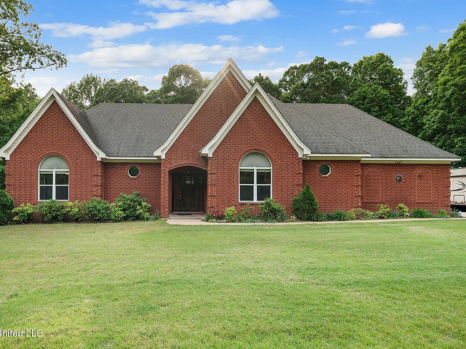 1429 Laughter Rd S, Hernando, MS 38632 | Zillow