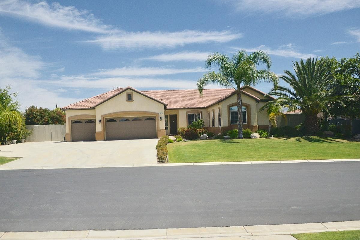 6607 Carracci Ln, Bakersfield, CA 93306 | Zillow