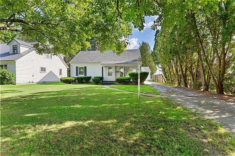 203 W Clen Moore Blvd, New Castle, PA 16105 | MLS #1622612 | Zillow
