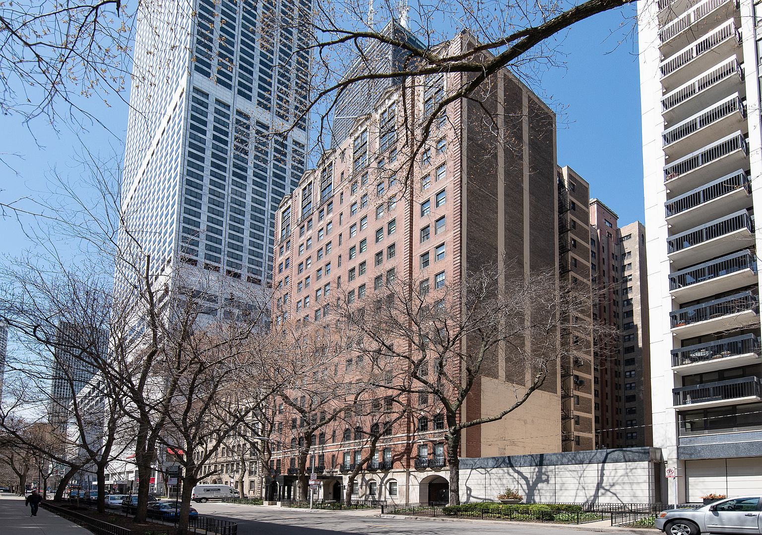210 E Pearson St #11CD, Chicago, IL 60611 | Zillow