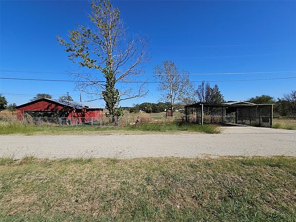 7340 Sportsman Dr, Brownwood, TX 76801 | MLS #20454286 | Zillow