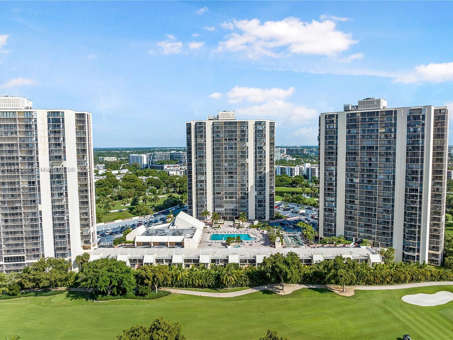 20301 W Country Club Dr APT 328, Aventura, FL 33180 | MLS #A11422555 ...