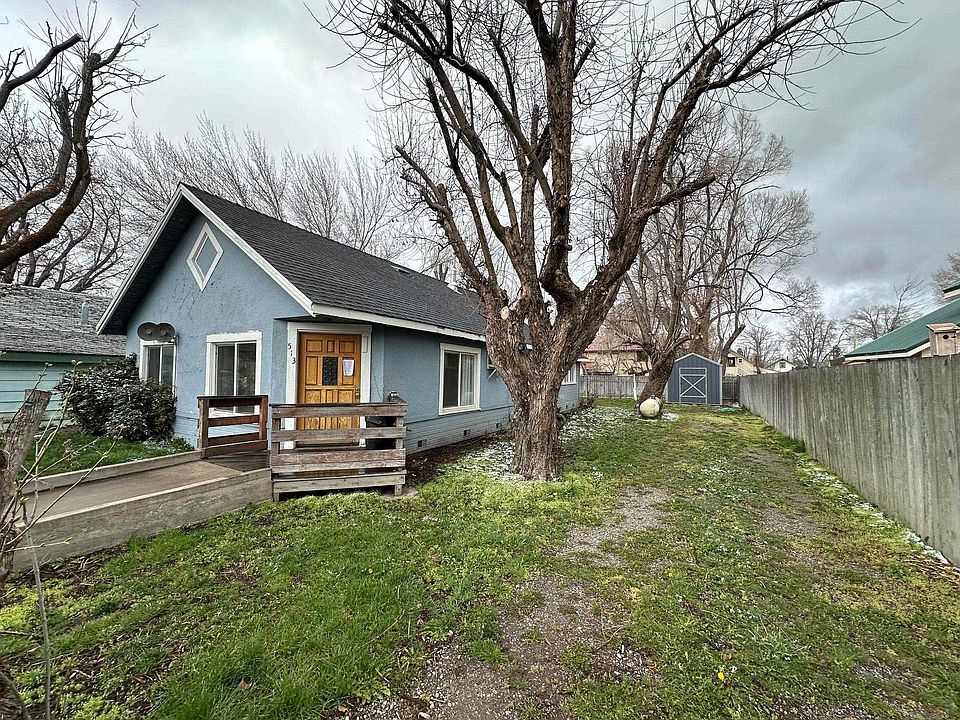 513 Main St, Loyalton, CA 96118 | Zillow