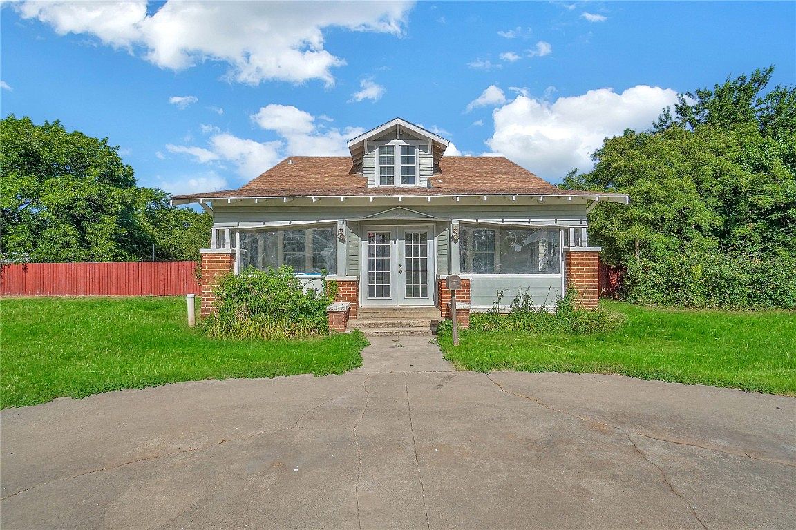 305 N Broadway, Hobart, OK 73651 | MLS #1122496 | Zillow