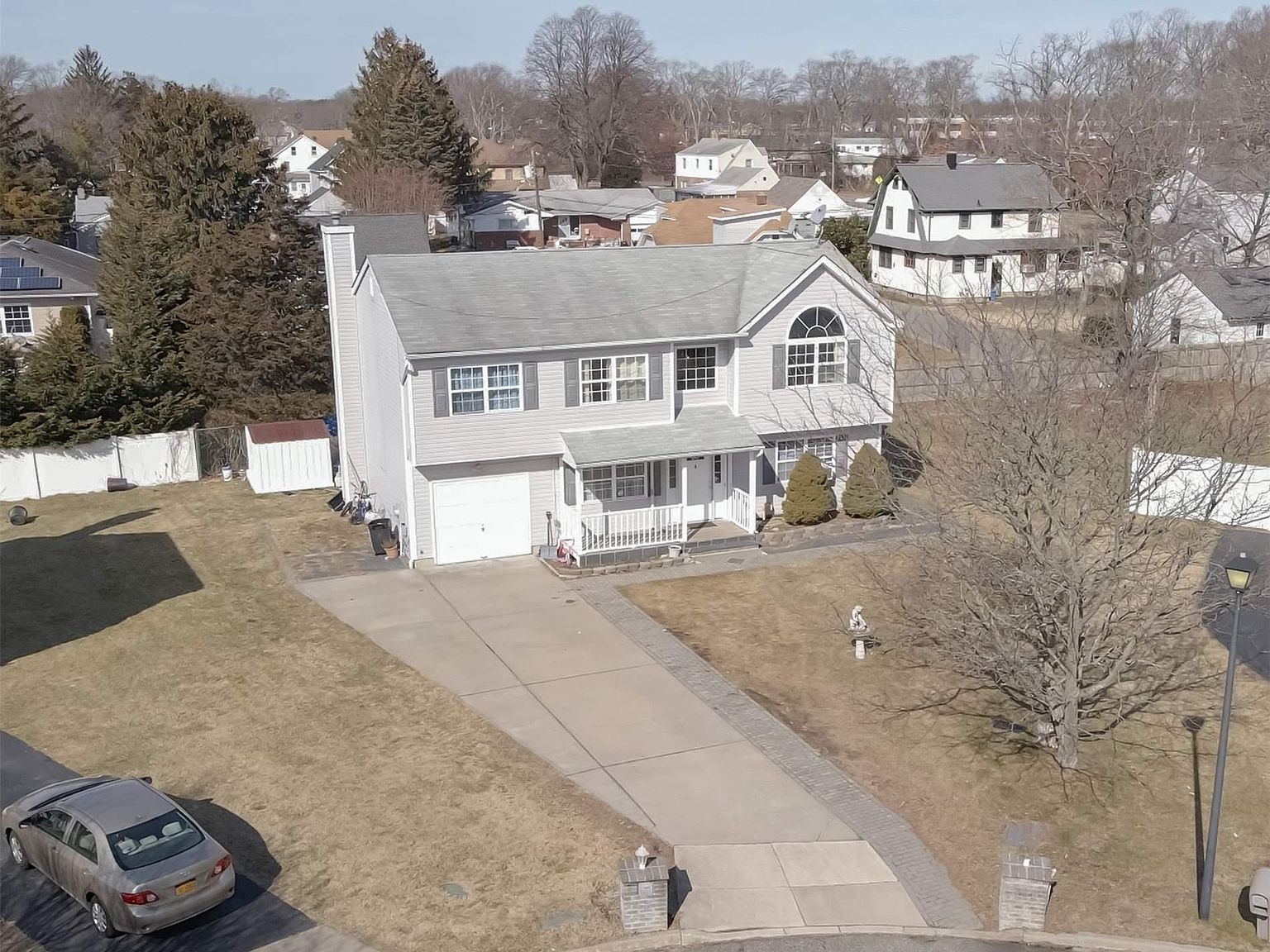 8 Alyssa, Bay Shore, NY 11706 | Zillow