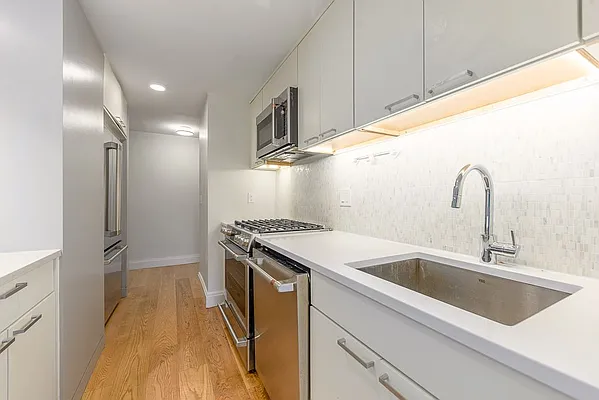 120 West 97th Street #7JJ in Upper West Side, Manhattan | StreetEasy