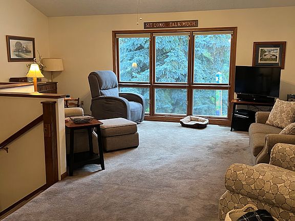 5060 S Skare Ct N, Rochelle, IL 61068 | MLS #11896138 | Zillow