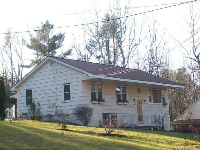 308 Greely Rd, Cumberland, ME 04021 | Zillow