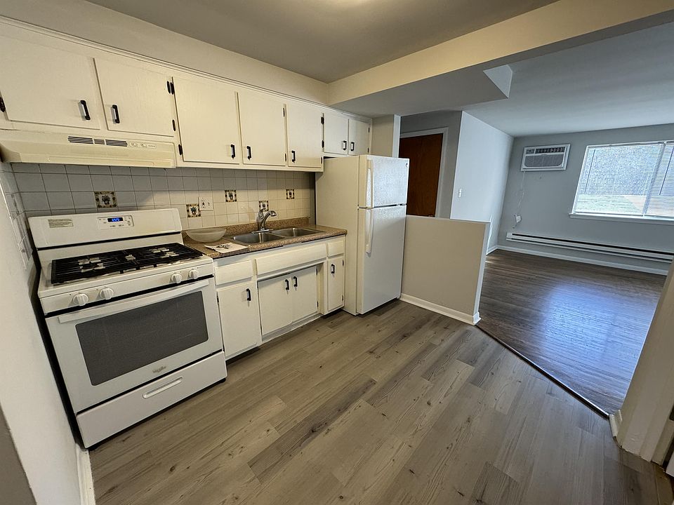 8280-90 Roosevelt Rd - GN-8284 - 8284 Roosevelt Rd Forest Park IL | Zillow