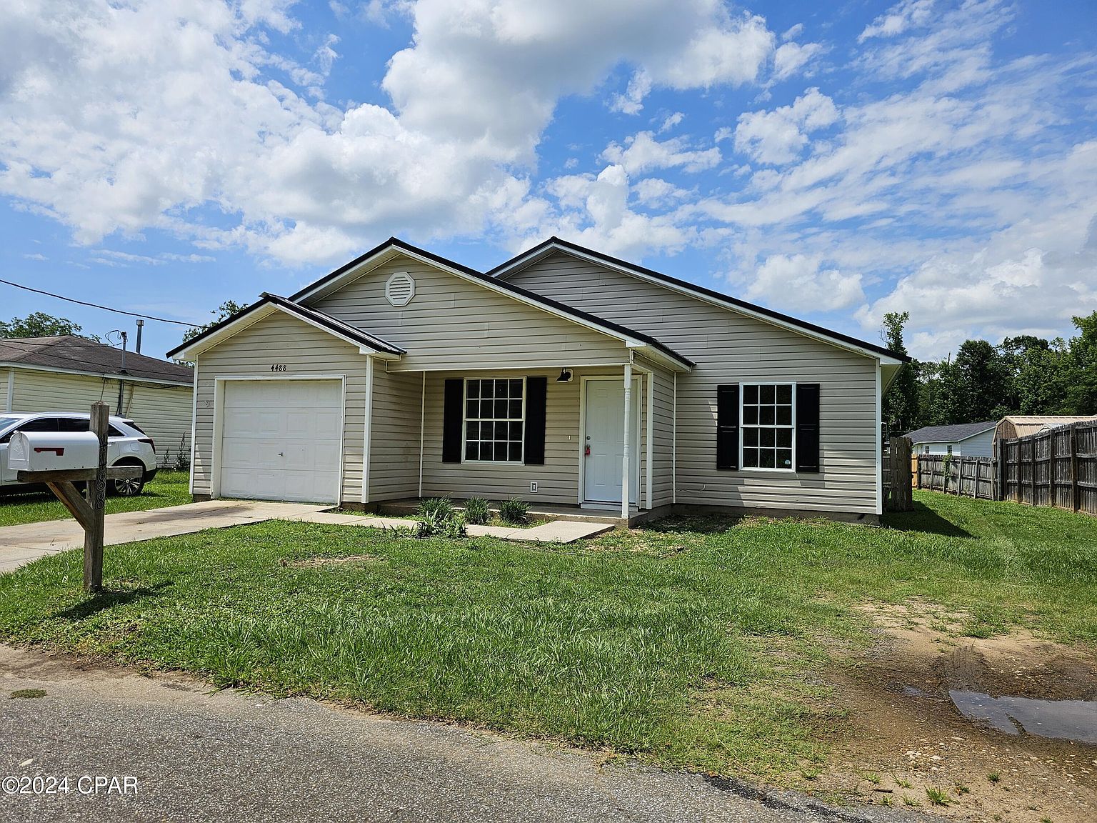 4488 Dolphin Ln, Marianna, FL 32446 | MLS #758077 | Zillow