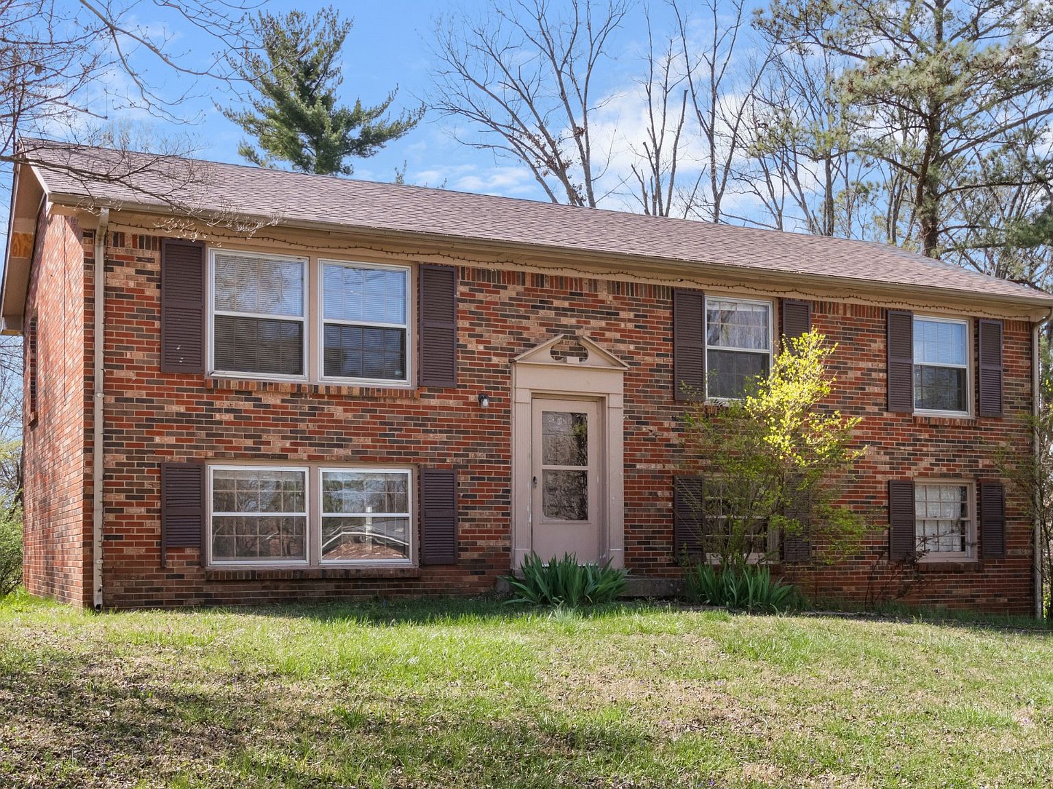 1286 Slayden Cir, Clarksville, TN 37040 | Zillow