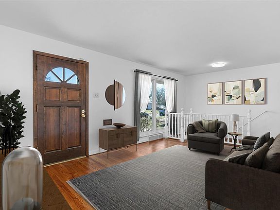 10109 Hammerdale Ln, Saint Louis, MO 63123 | Zillow