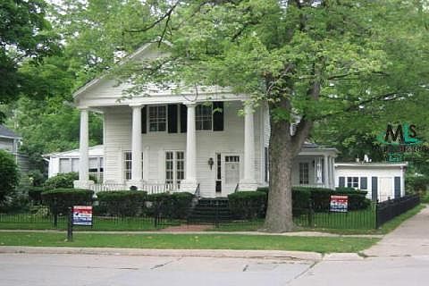 59 Moross St, Mount Clemens, MI 48043 | Zillow