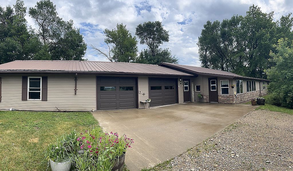 9328 Highway 2, Crary, ND 58327 | Zillow