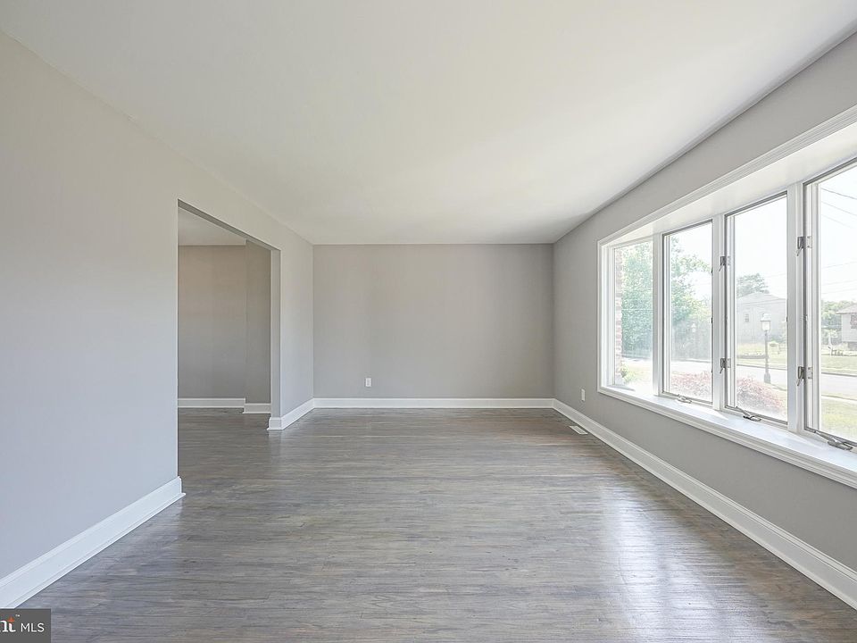 1720 Pin Oak Rd, Williamstown, NJ 08094 | Zillow