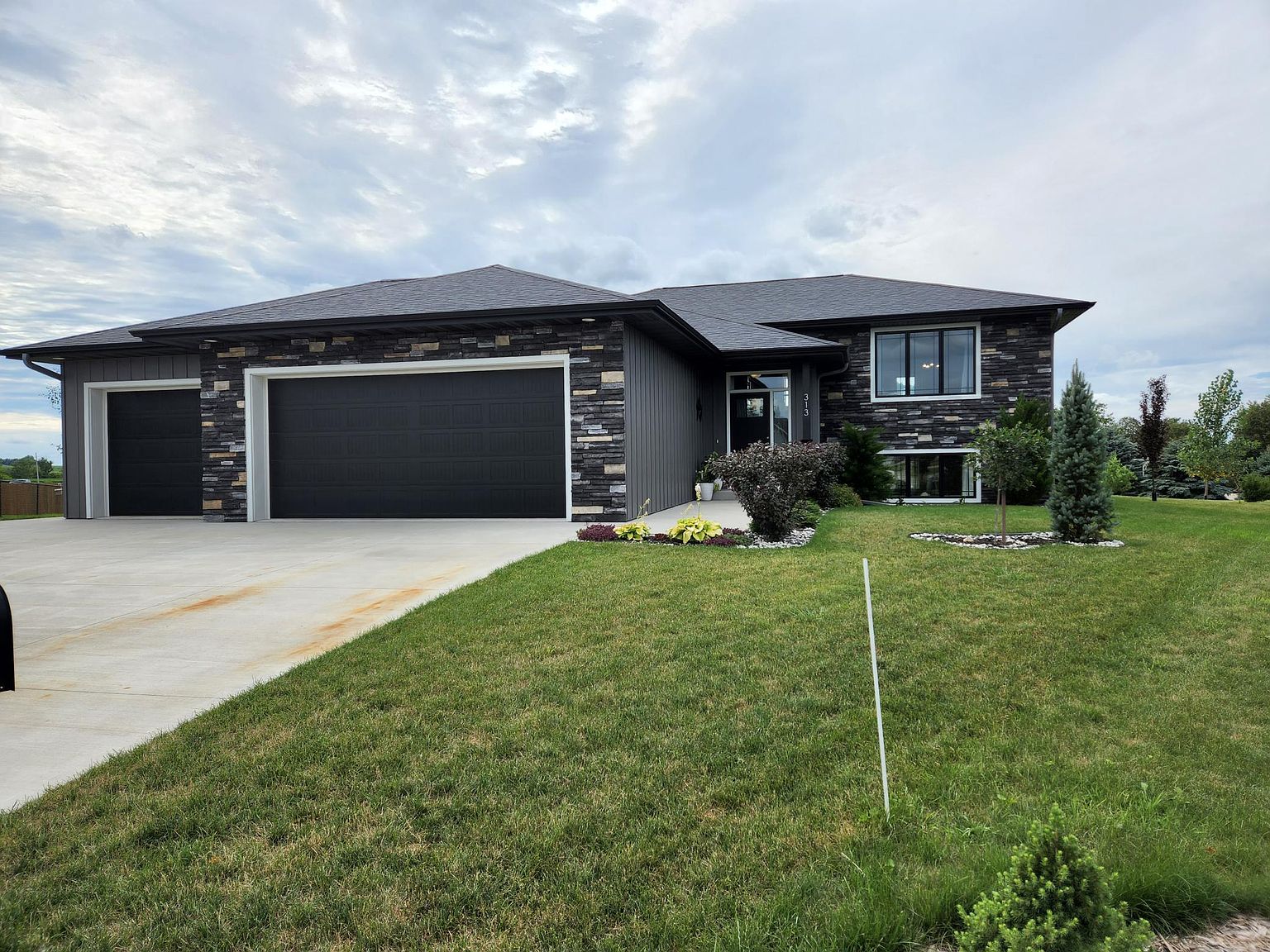 313 5th Way SE, Dover, MN 55929 | Zillow