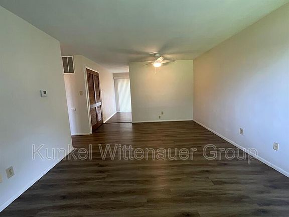 900-101 8th St, Highland, IL 62249 | Zillow