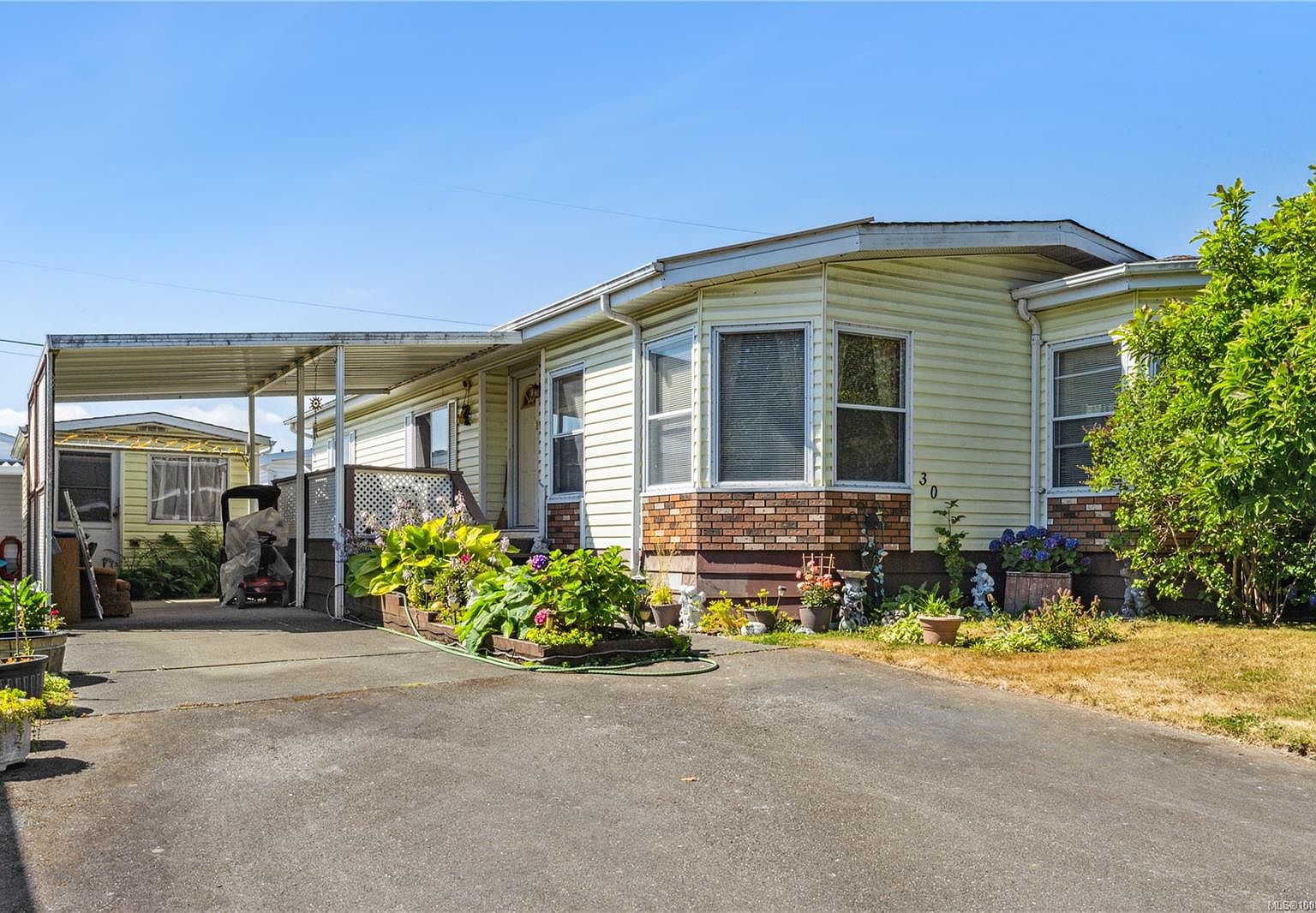 7701 Central Saanich Rd #30, East Saanich 2, BC V8M 1X5 | MLS #1008611 ...