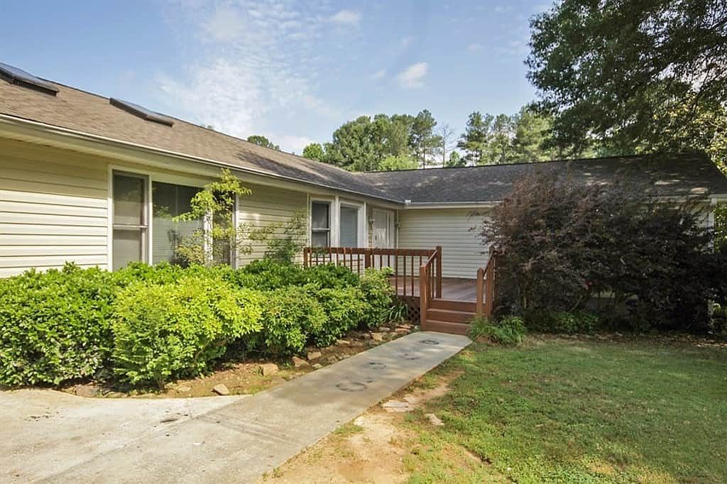 4845 Willow St, Acworth, GA 30101 | Zillow