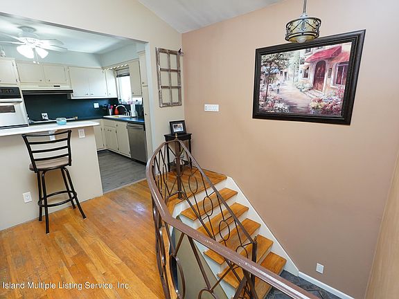103 Stroud Ave, Staten Island, NY 10312 | MLS #1164097 | Zillow