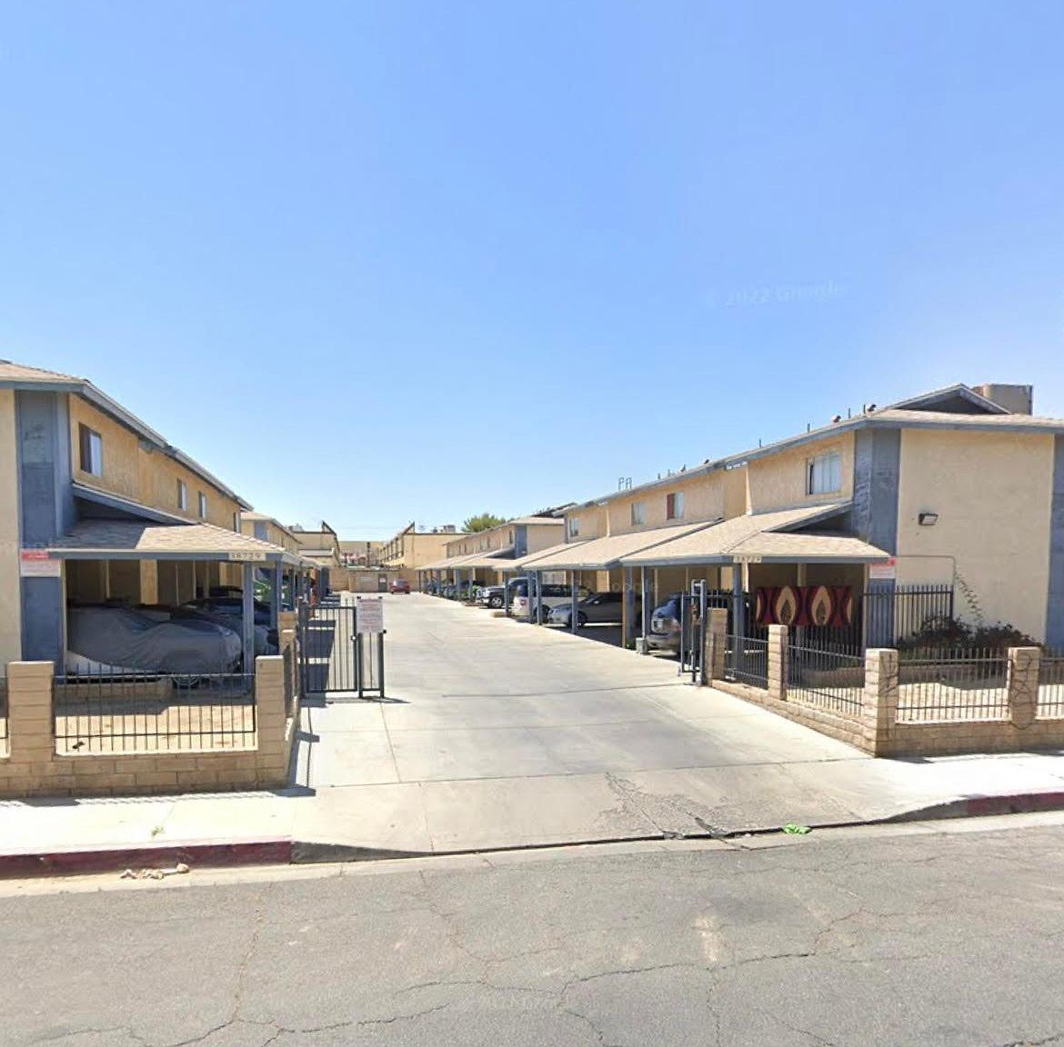 38729 11th St E APT 2, Palmdale, CA 93550 | Zillow