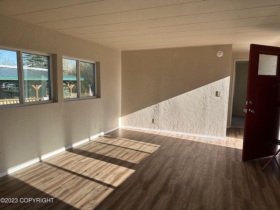 2221 Muldoon Rd TRAILER 641, Anchorage, AK 99504 | Zillow