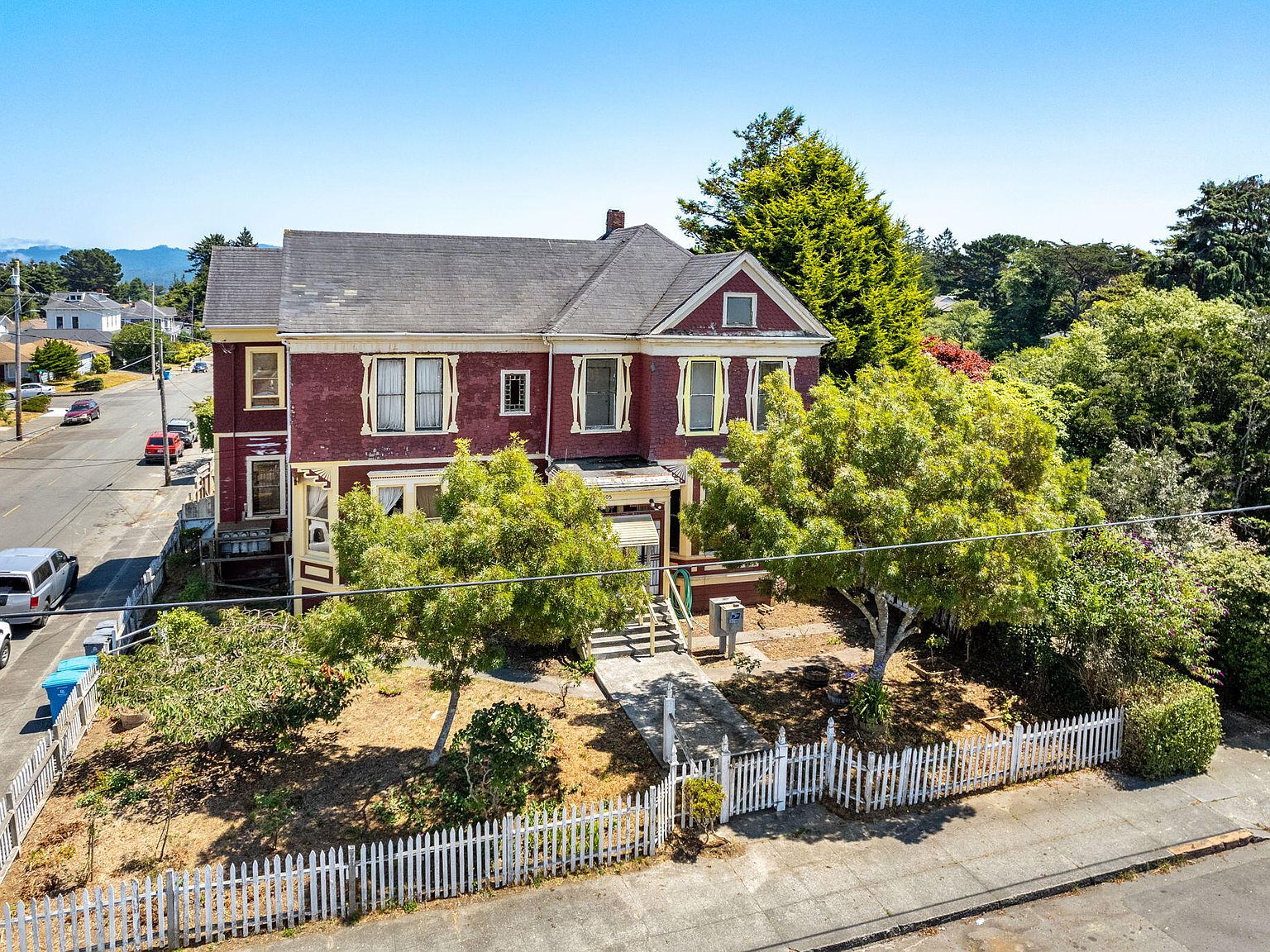 1505 J St, Eureka, CA 95501 | Zillow